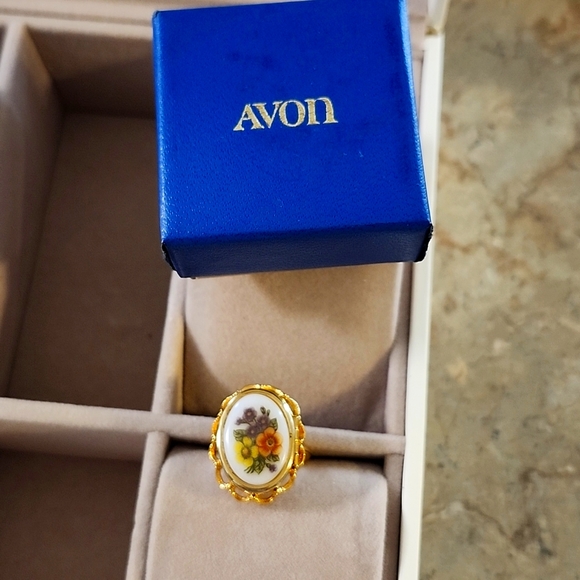 Avon | Jewelry | Vintage Avon Ring In Box | Poshmark